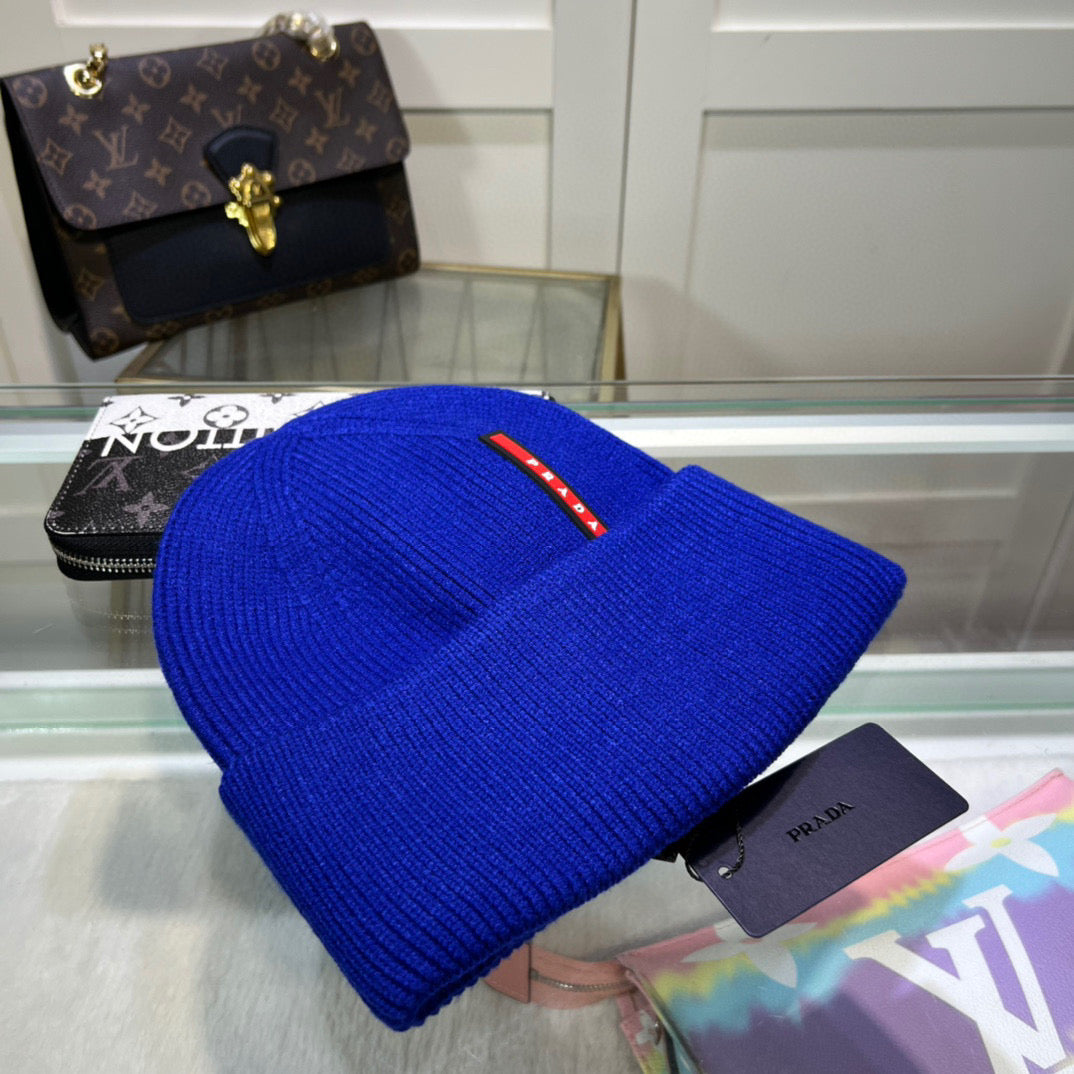 Prada red stripe knit beanie – Ready2shipnyc